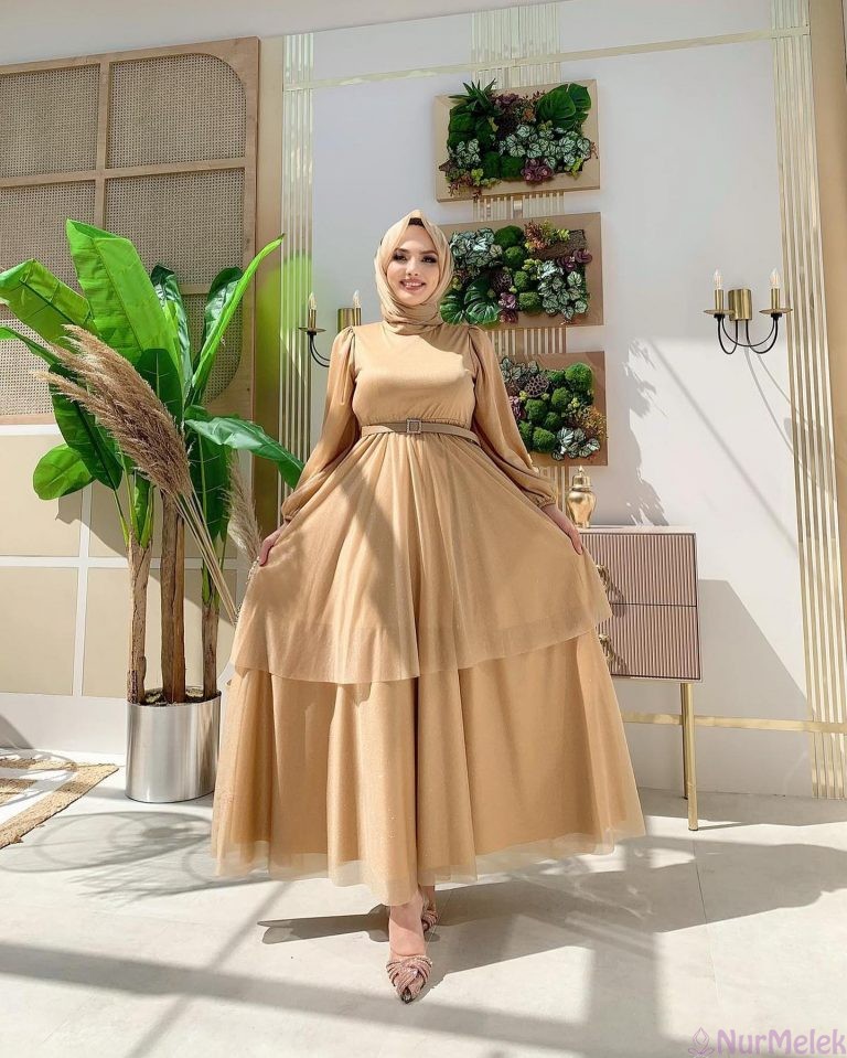 Sezonun En Şık 20 Düğünlük Tesettür Elbise Modeli