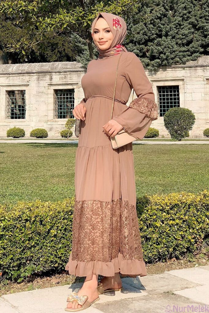 2023’de Deneyebileceğiniz En İyi 30 Tesettür Elbise Modeli