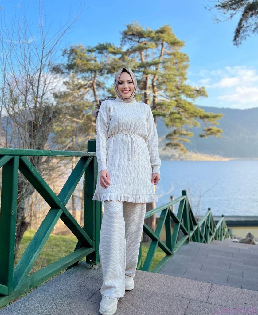 Krem Renk Pantolonlar Nasıl Kombinlenir? 10 Kombin Önerisi