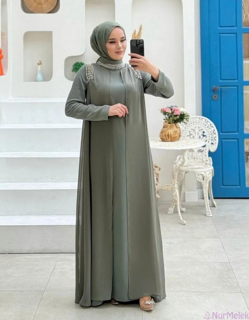 Yeni Tesettürlü Gelinler İçin En Trend 15 Elbise