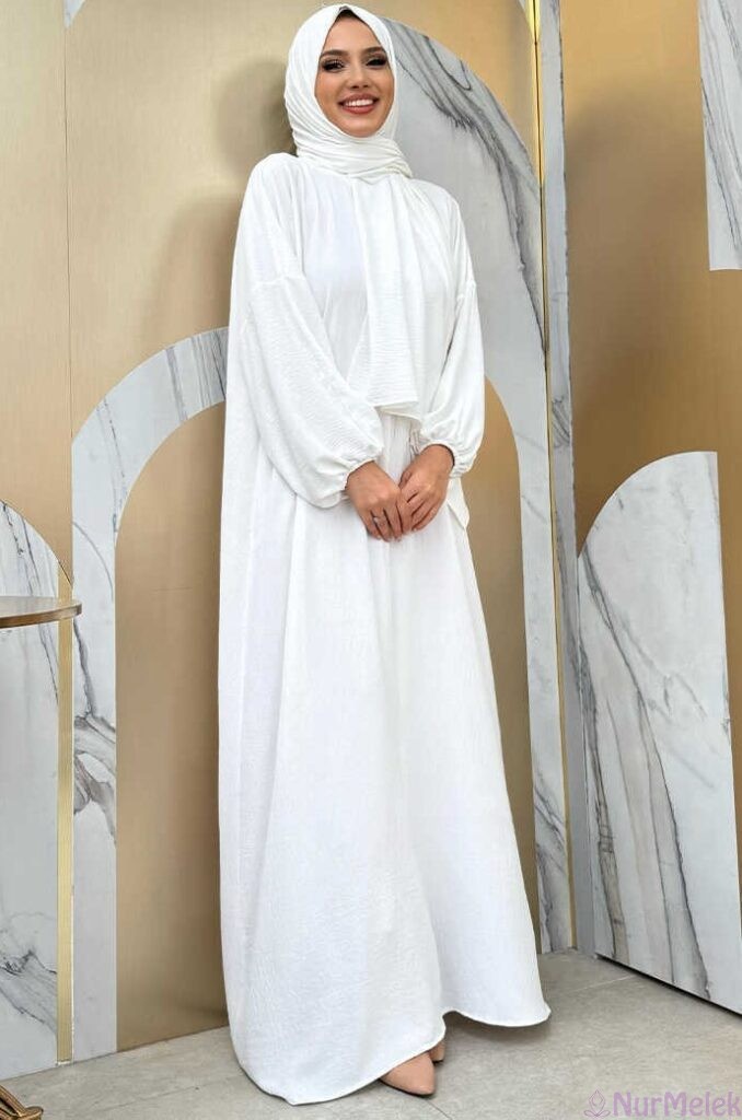 Hac ve Umre Yolculuğu İçin En Uygun Ferace Modelleri