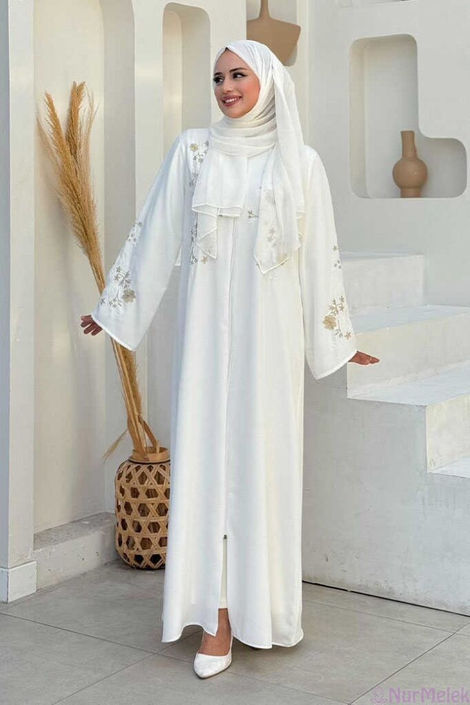 Hac ve Umre Yolculuğu İçin En Uygun Ferace Modelleri