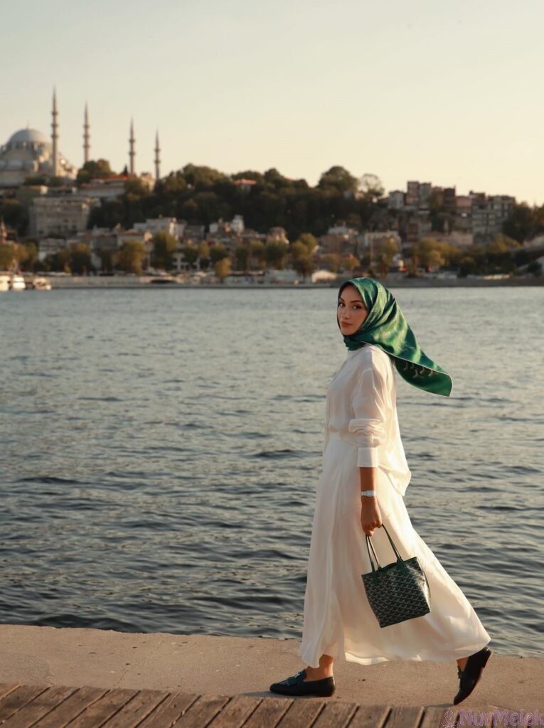 Muhafazakar İnfluencer Olmak ve Tesettürü Temsil Etmenin Sorumluluğu